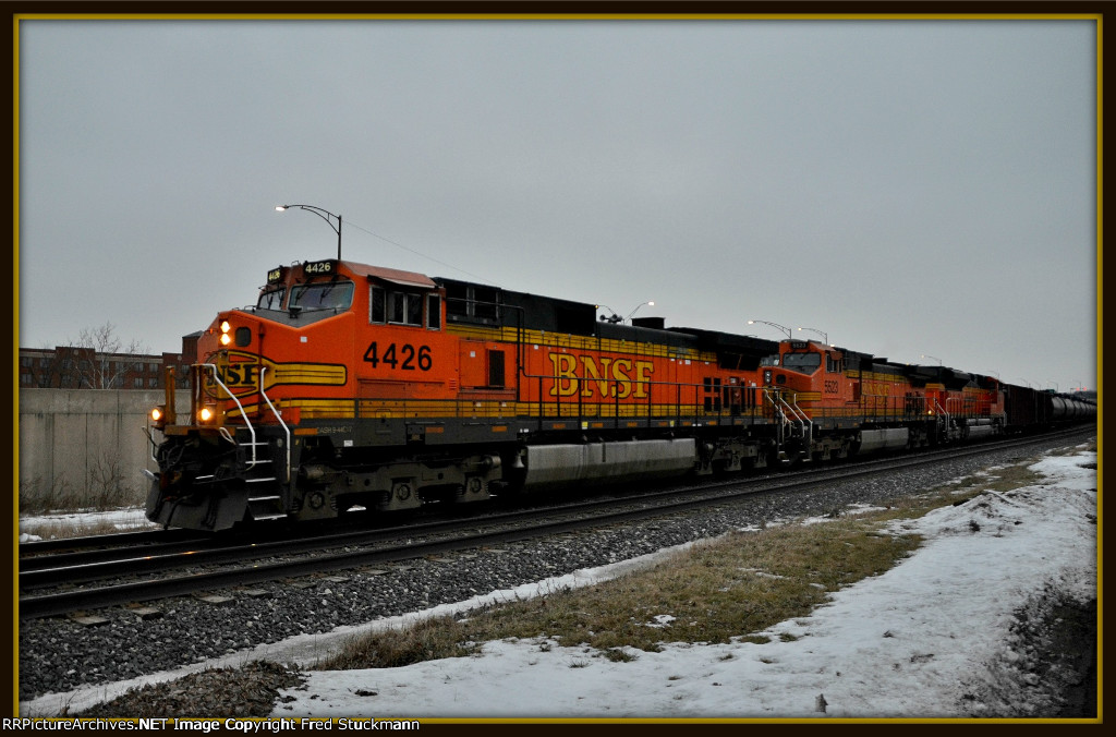 BNSF 4426 leads an empty oiler west.